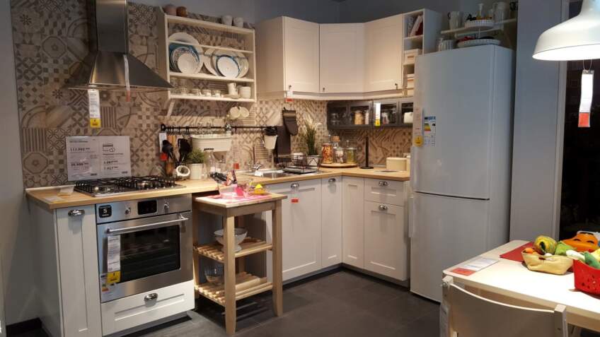 Otvaramo vrata prve robne kuće IKEA u Srbiji - PODOVI