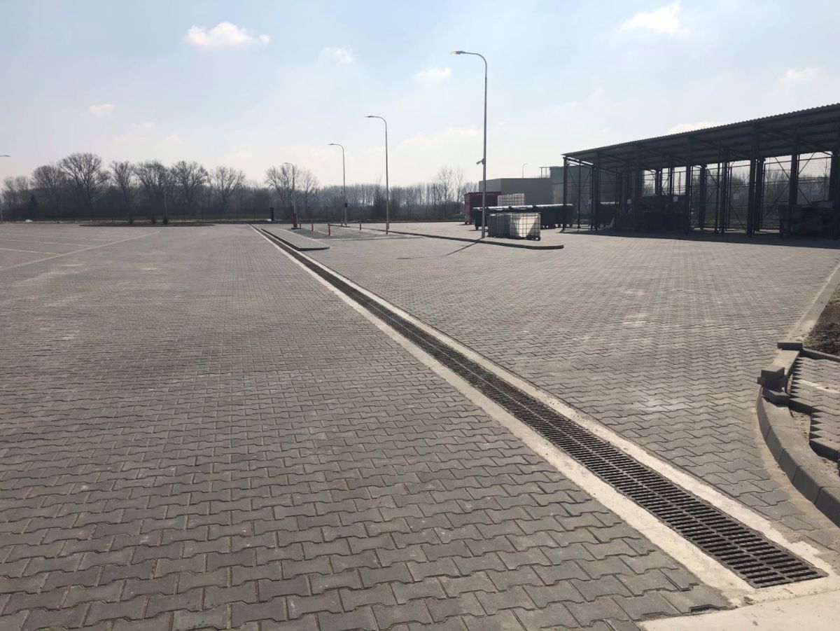 HAURATON kanali u fabrici čokolade Barry Callebout u Novom Sadu - PODOVI